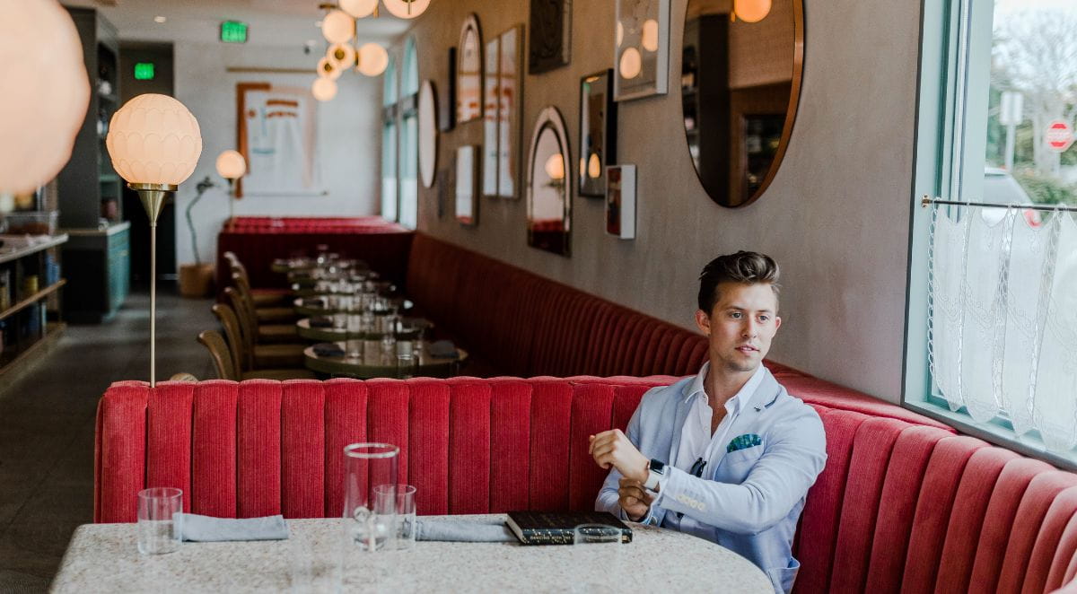 How to manage a restaurant like a boss: 7 essential tips